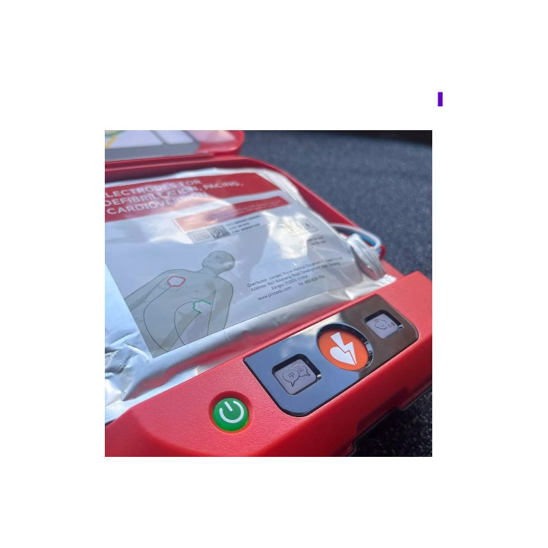Defibrylator półautomatyczny HeartSave HS-Y-CPR + doradca RKO PRIMEDIC